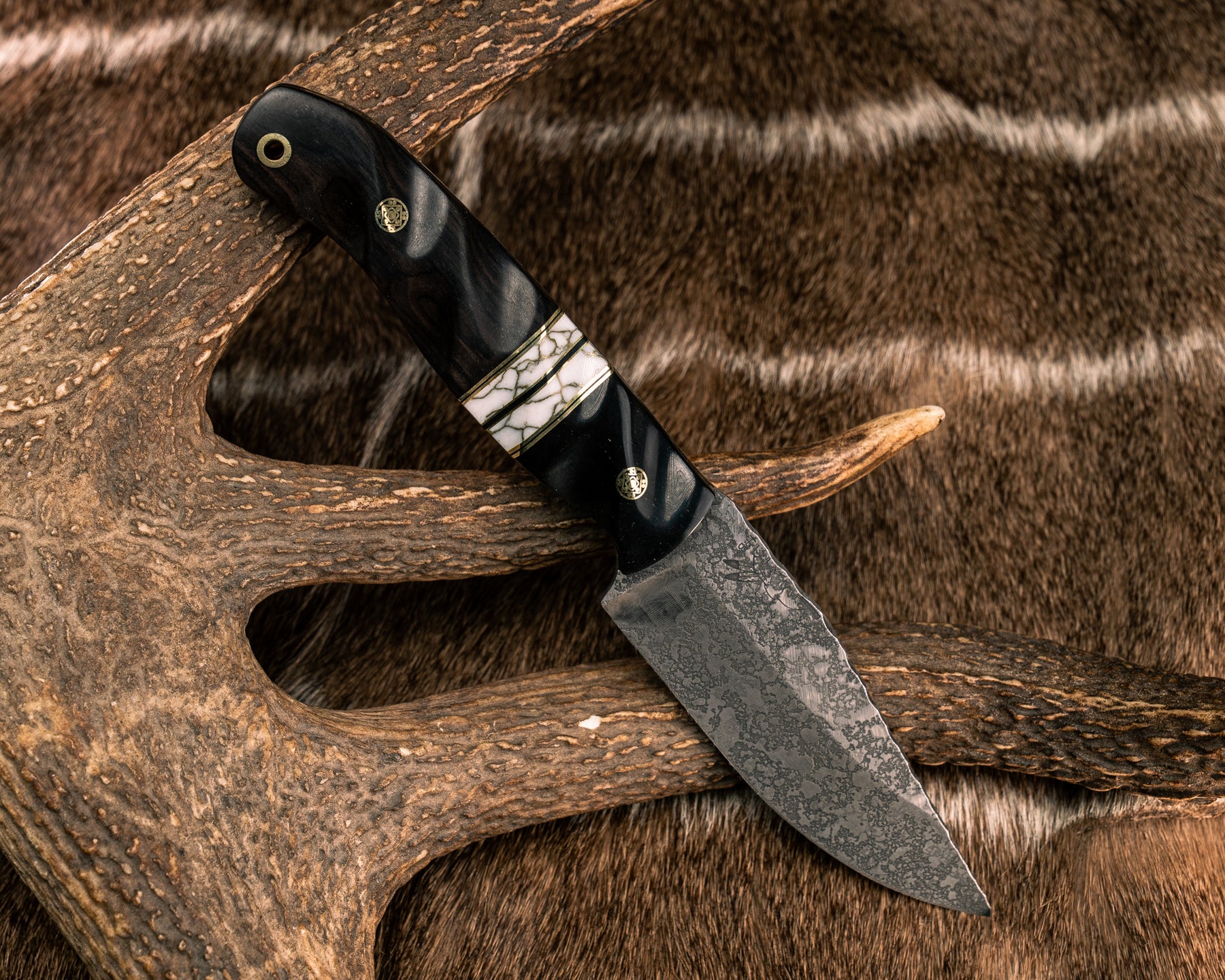 Crow Jr- Bison Horn, Brass and Black G10 Pin Striping, White with Gold ...