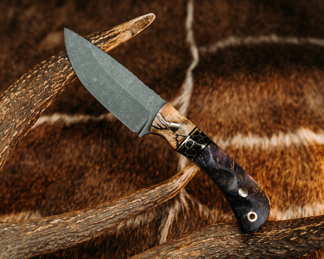 Cav Jr - Spalted Maple,Black G10 & Brass Pin Striping, Black w/ Gold M ...