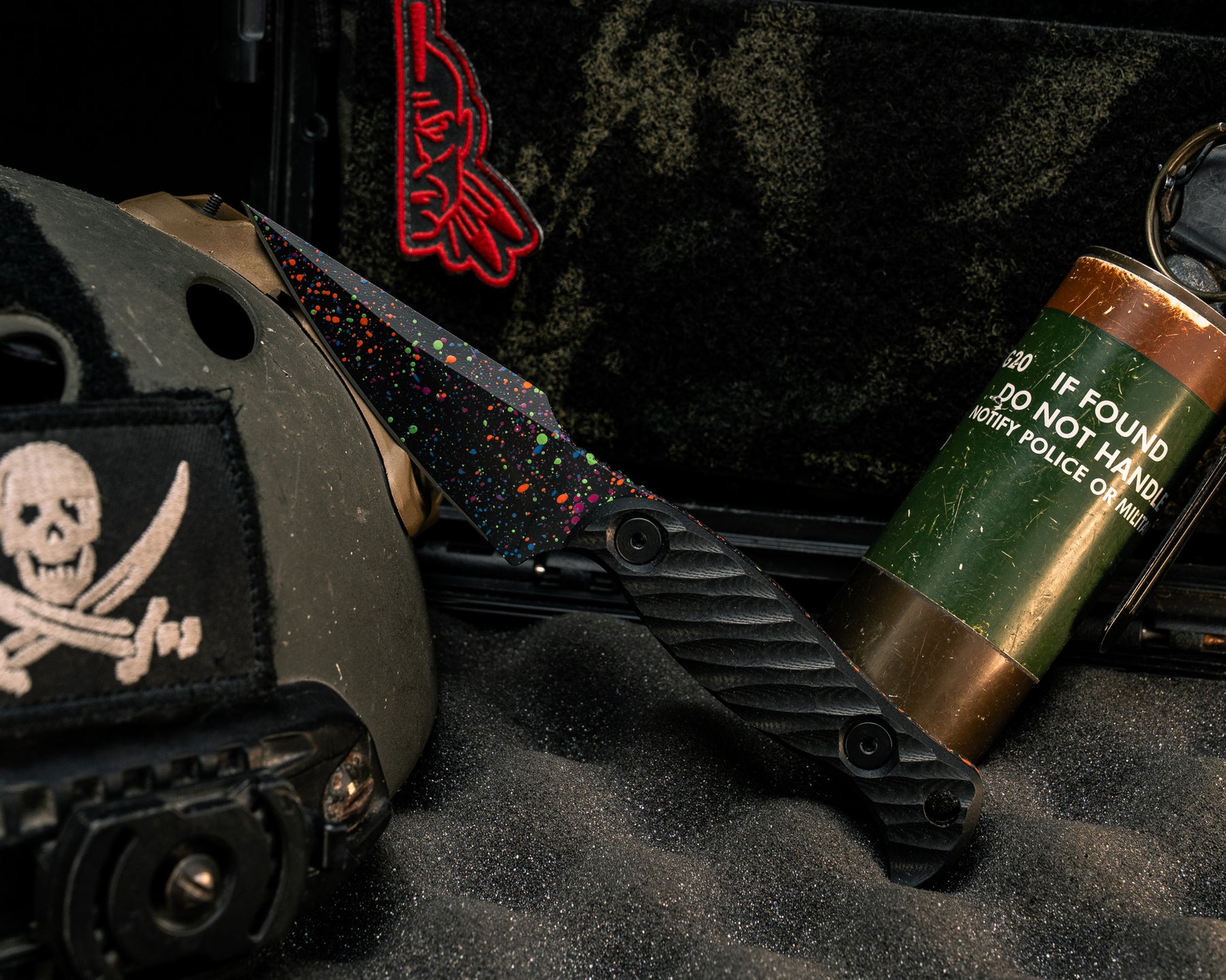 Gulo Gulo- Black G10, 80's RAD Splatter Cerakote, Allen Bolts, Texture ...