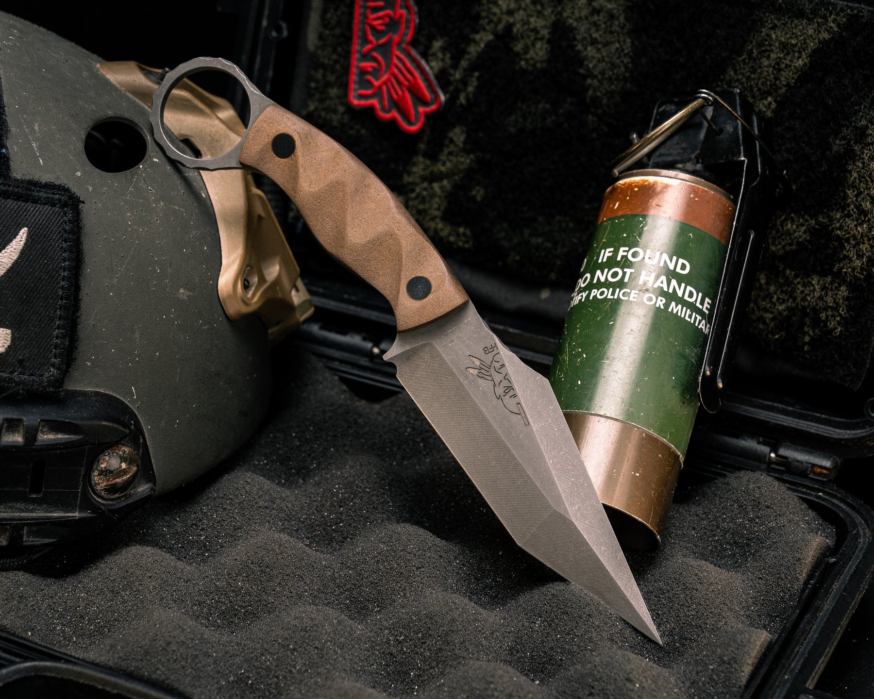 Ring Tac Tanto- Brown's Point Richlite, CF Pins, Textured Grip – Half ...