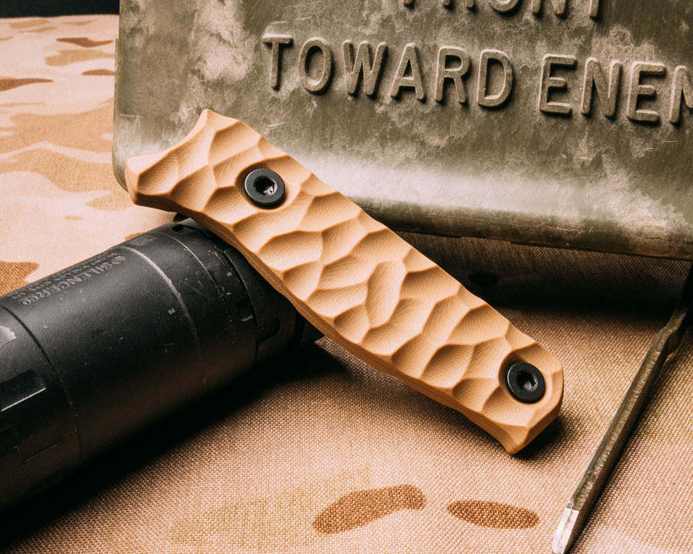 Field Knife Scales- Coyote G10, allen bolts, chaos grip – Half Face Blades