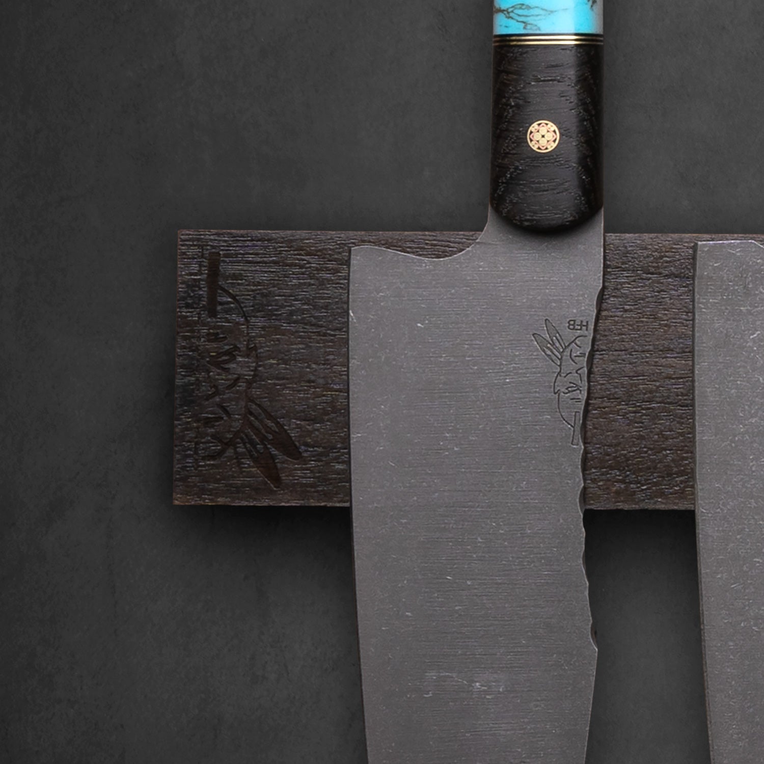 Magnetic wall mounted block – Half Face Blades